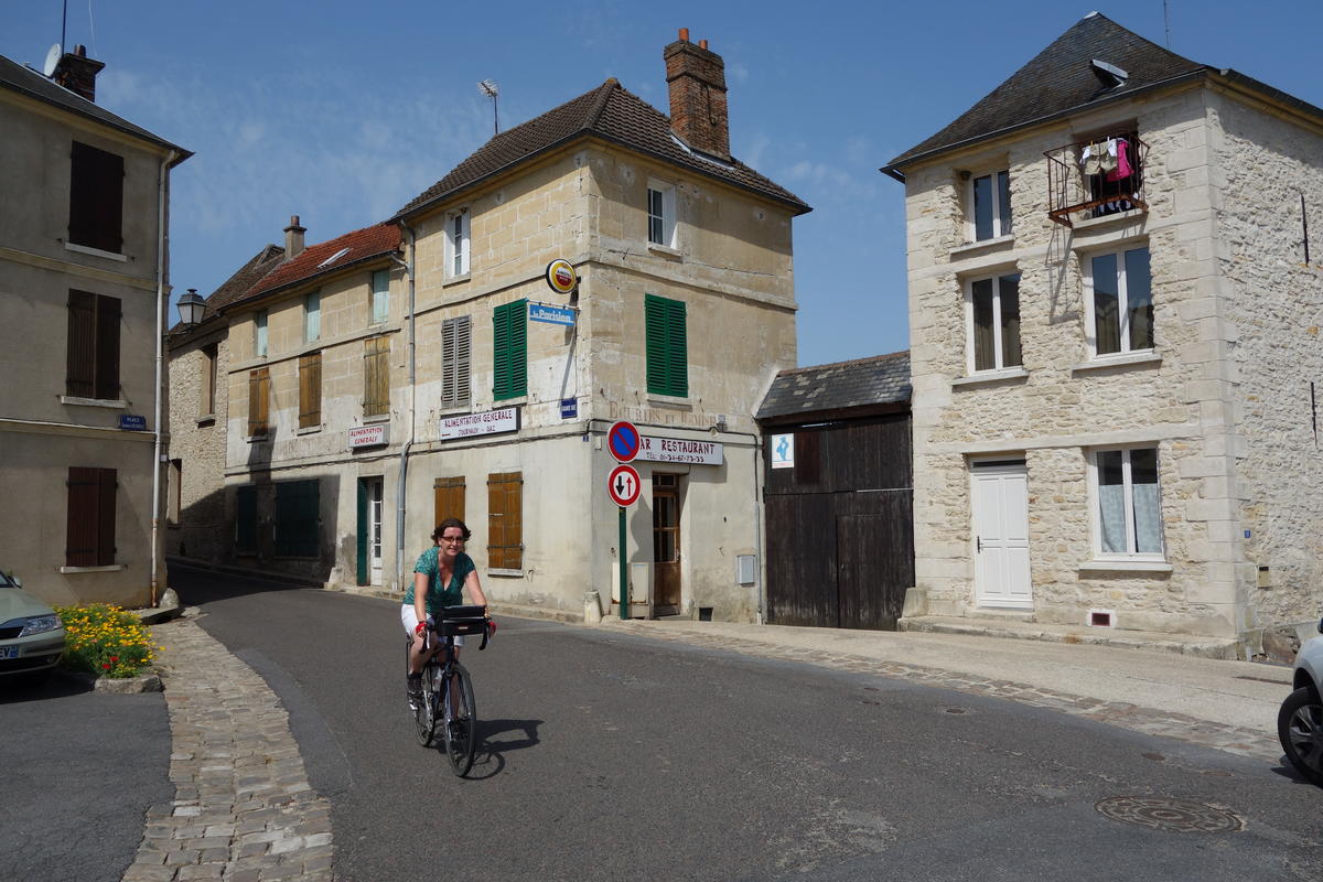 Avenue Verte France | Full route guide | cycle.travel