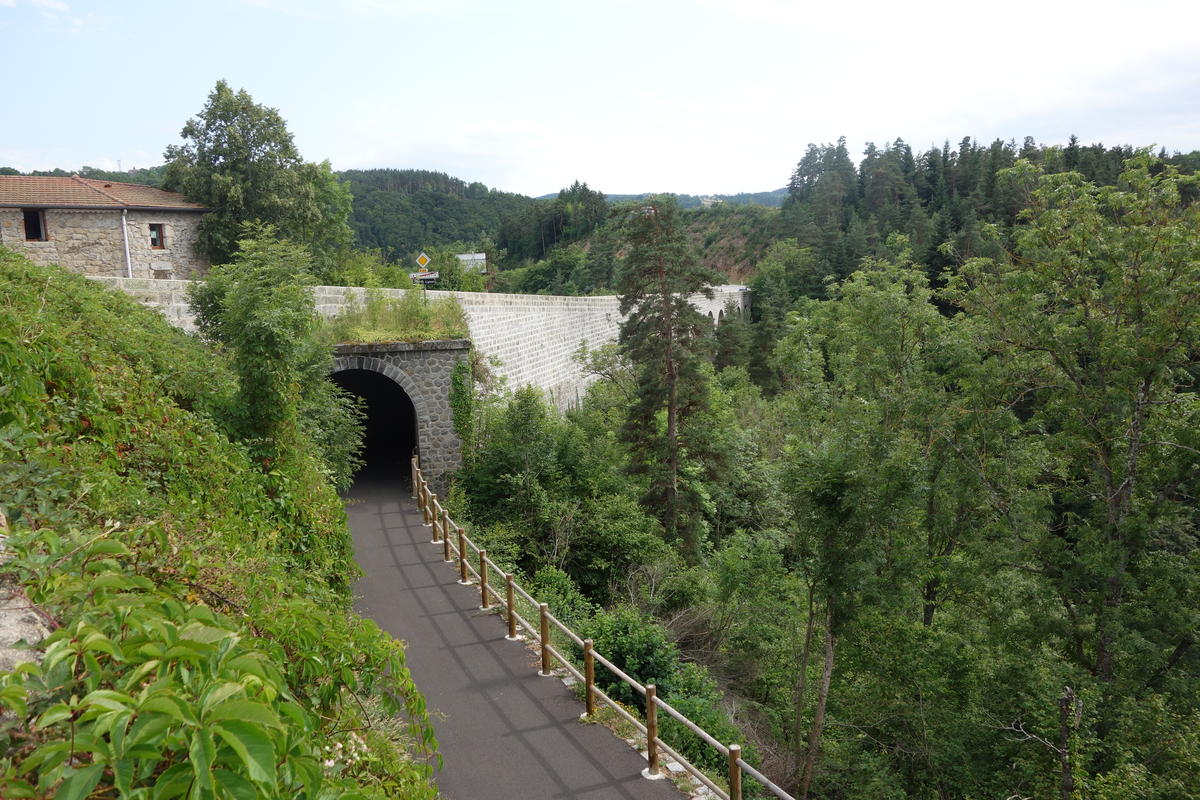 Via Fluvia | Full route guide | cycle.travel